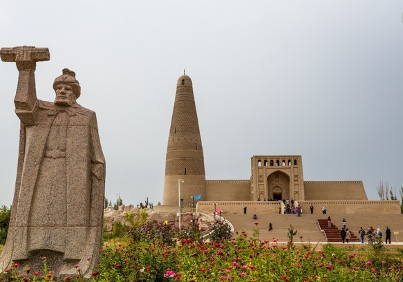 7 Days China Silk Adventure Tour to Urumqi, Turpan, Dunhuang and Jiayuguan