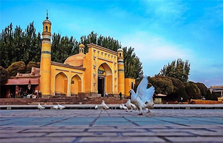 Urumqi Tour | Xinjiang Tours | Silk Road Travel Tours