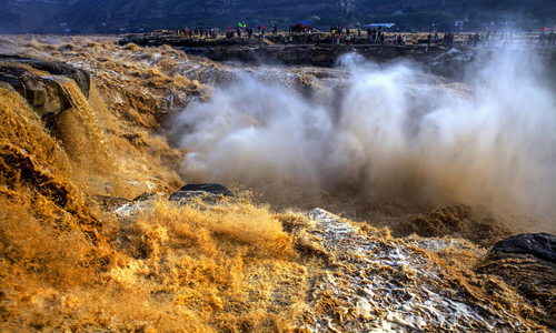 2-Day Xian Adventure Travel to Xian China Explore Hukou Waterfall