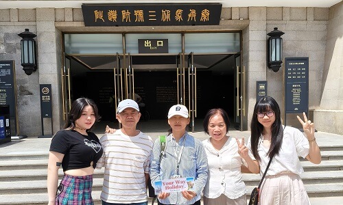 Xian Panda Tour | See Pandas and Rare Wildlife in One Day